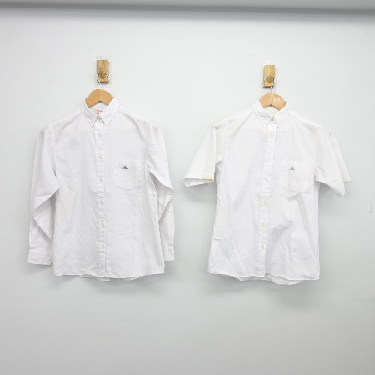 【中古】京都府 嵯峨中学校 女子制服 2点（シャツ・シャツ）sf037772 中古制服通販パレイド