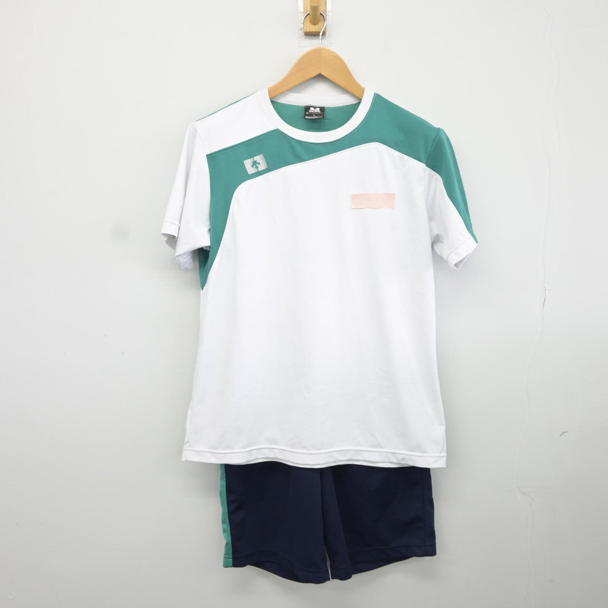 【中古】千葉県 東海大学付属浦安高等学校中等部 女子制服 2点（体操服 上・体操服 下）sf037850 中古制服通販パレイド