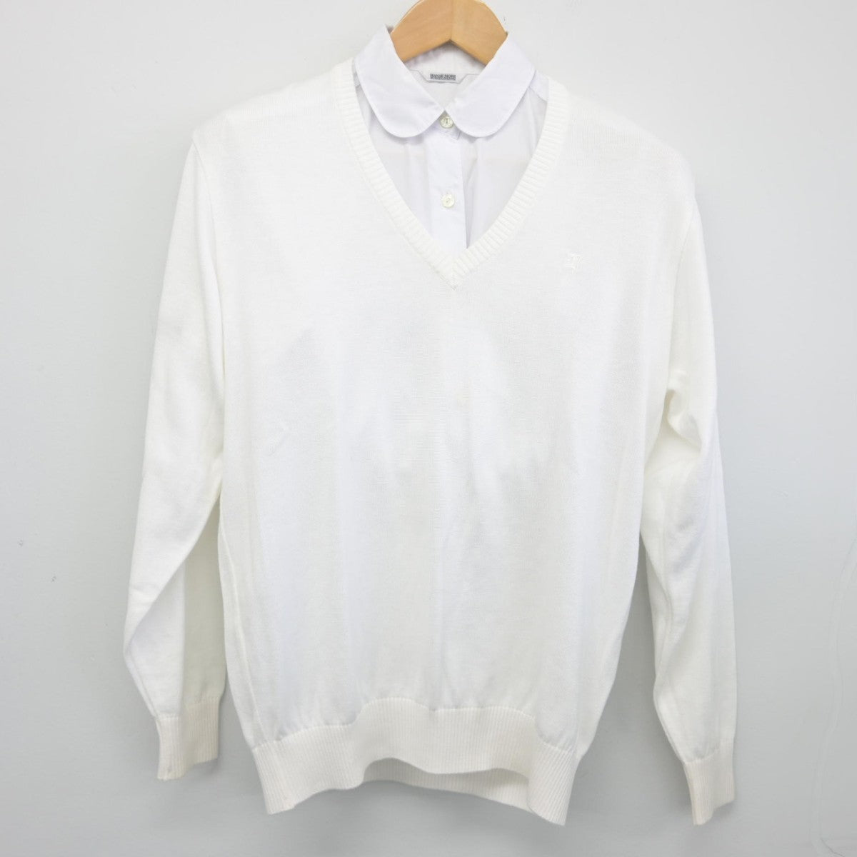 【中古】福岡県 福岡第一高等学校 女子制服 2点（シャツ・ニット）sf037888 中古制服通販パレイド
