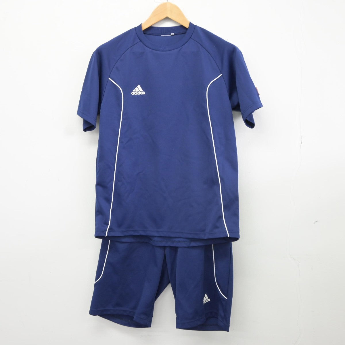【中古】大阪府 香里ヌヴェール学院中学校高等学校 女子制服 2点（体操服 上・体操服 下）sf037898 中古制服通販パレイド