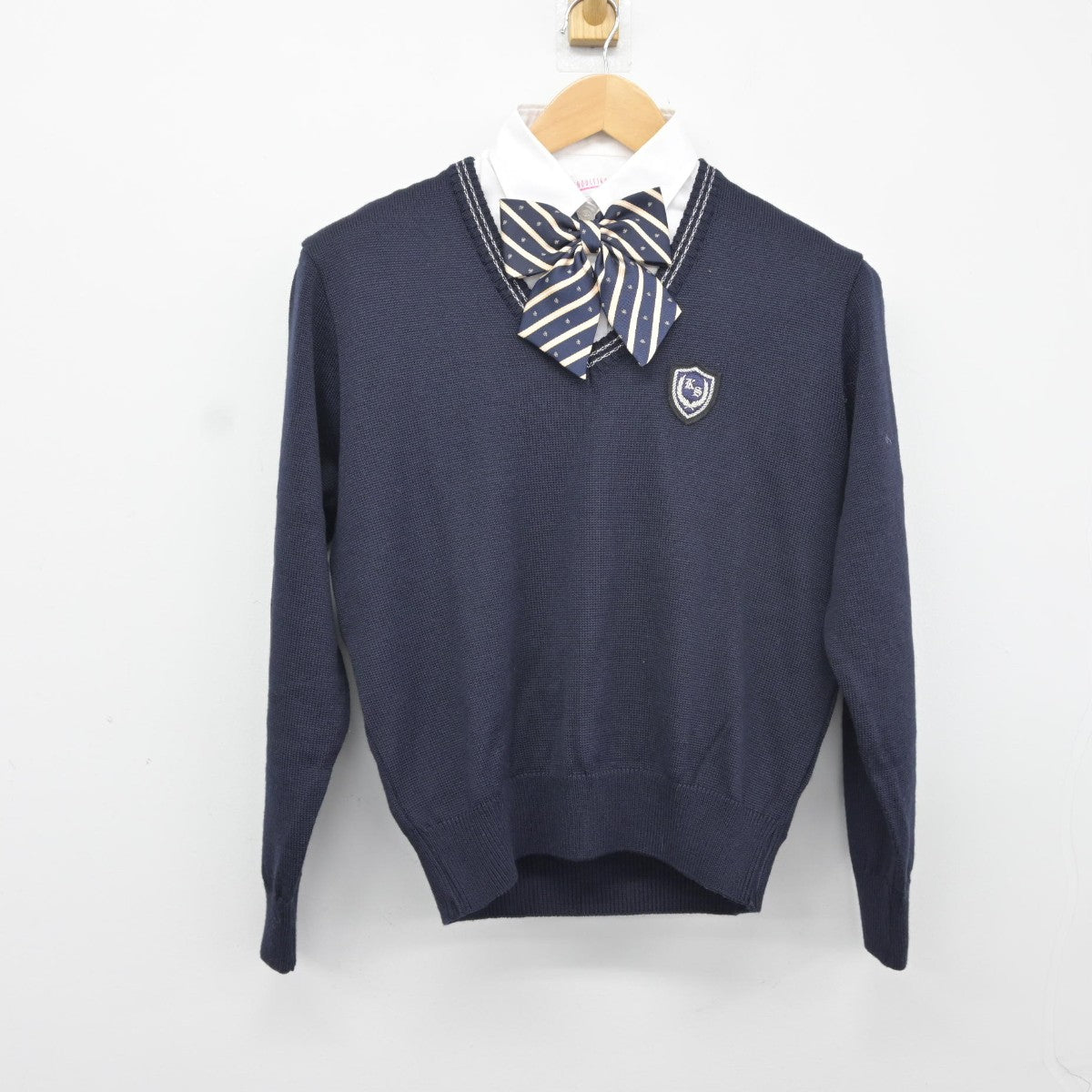 【中古】兵庫県 神戸鈴蘭台高等学校 女子制服 3点（シャツ・ニット）sf037996 中古制服通販パレイド