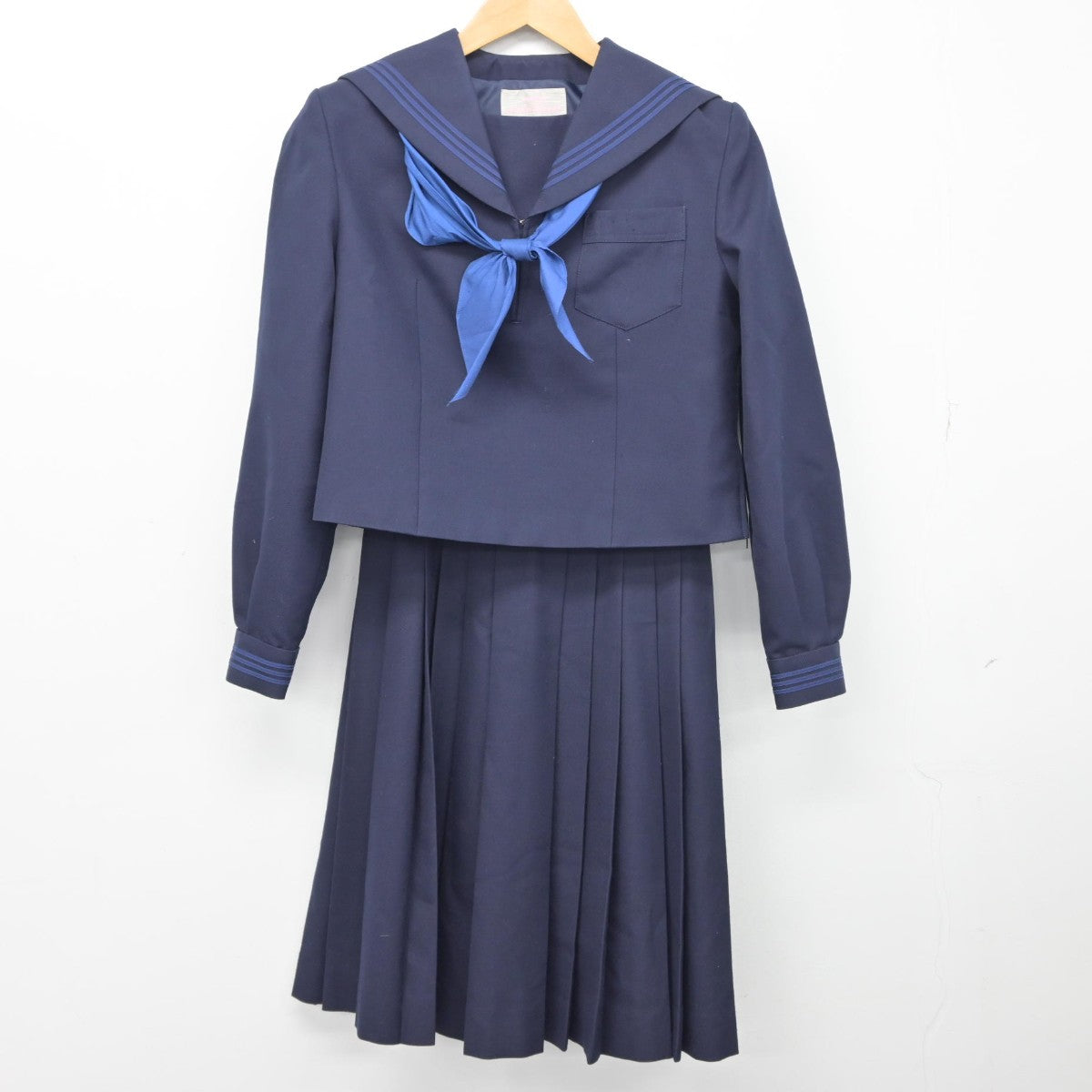 【中古】茨城県 龍ケ崎市立城西中学校 女子制服 3点（セーラー服・スカート）sf038464 中古制服通販パレイド