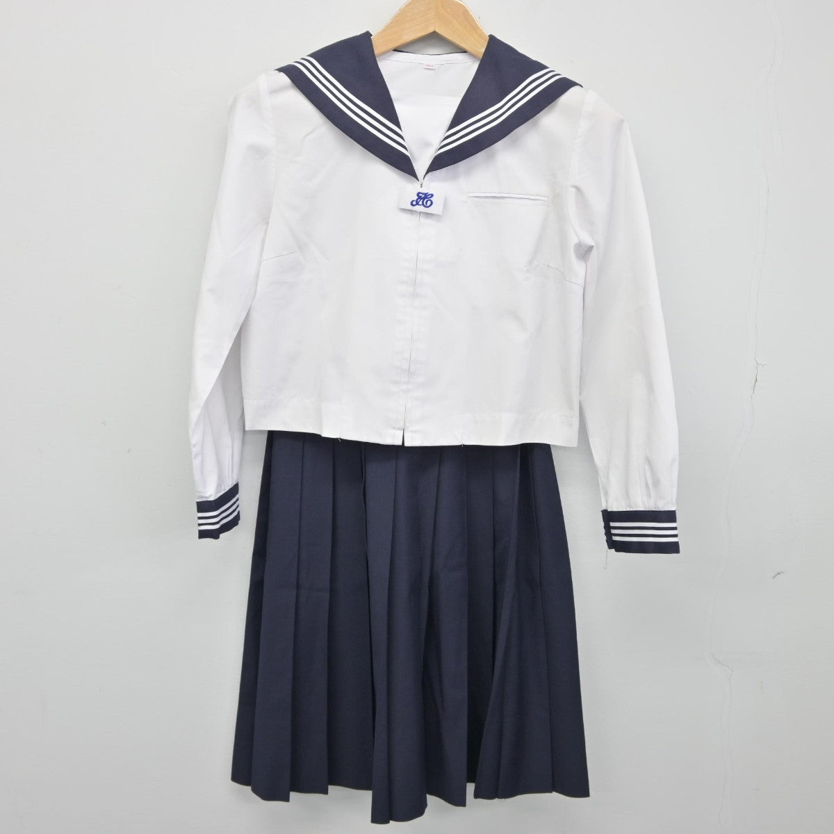 【中古】神奈川県 座間市立西中学校 女子制服 3点（セーラー服・セーラー服・スカート）sf038653 中古制服通販パレイド