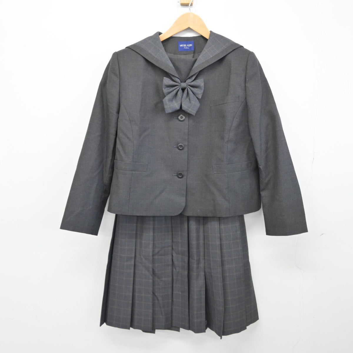 【中古】鳥取県 米子北高等学校 女子制服 3点(ブレザー・スカート)sf038810 中古制服通販パレイド
