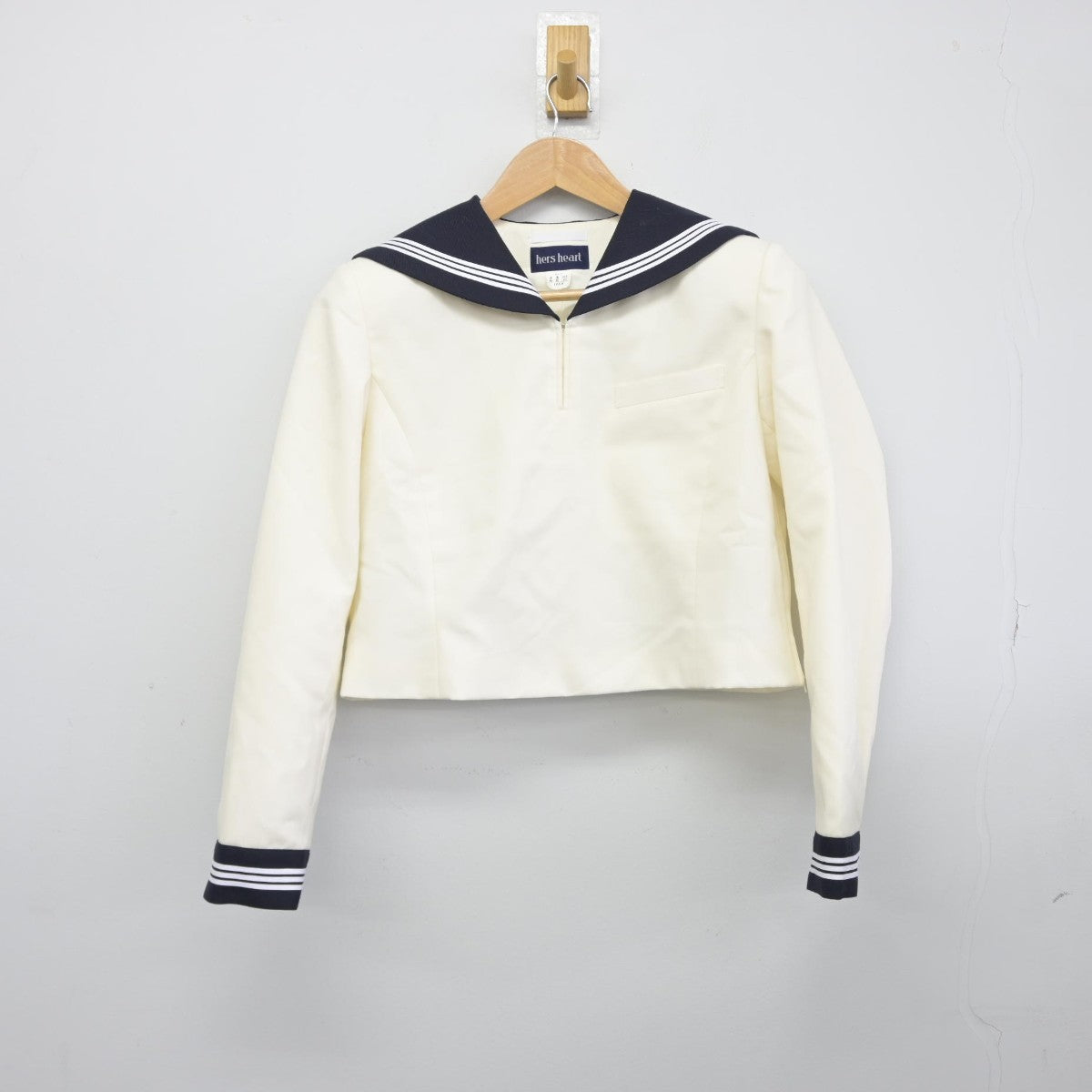 【中古】福岡県 博多女子高等学校 女子制服 1点（セーラー服）sf038924 中古制服通販パレイド