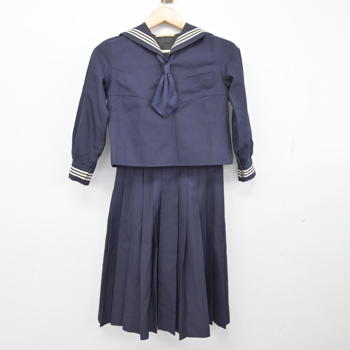 【中古】東京都 十文字中学・高等学校 女子制服 4点(セーラー服・スカート)sf039041 中古制服通販パレイド