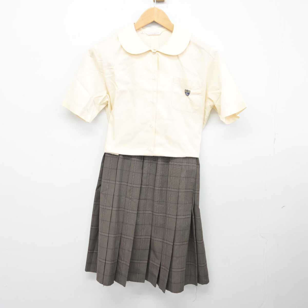 【中古】京都府 洛南高等学校附属中学校 女子制服 2点（シャツ・スカート）sf039671 中古制服通販パレイド