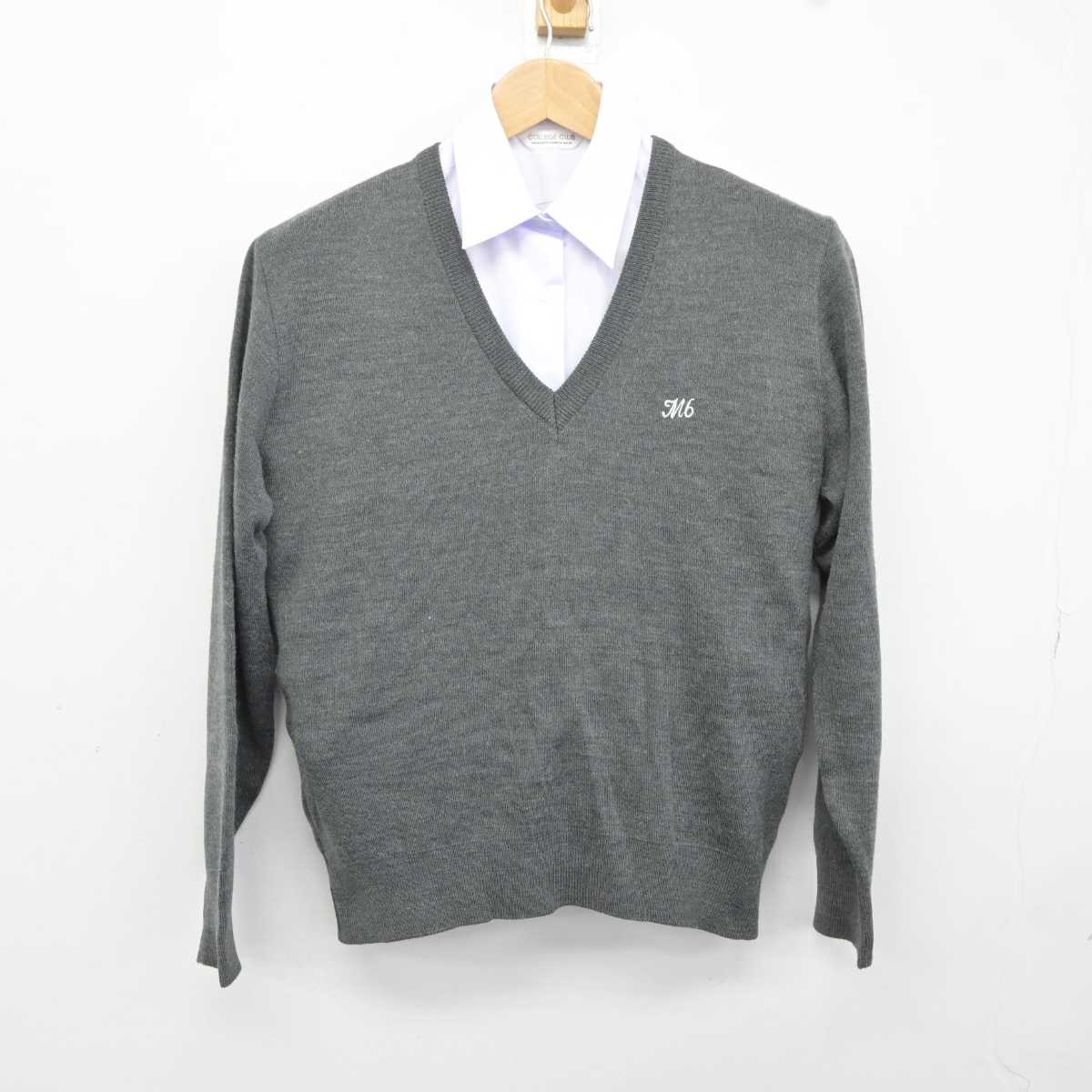 【中古】東京都 三鷹市第六中学校 女子制服 2点（ニット・シャツ）sf039852 中古制服通販パレイド