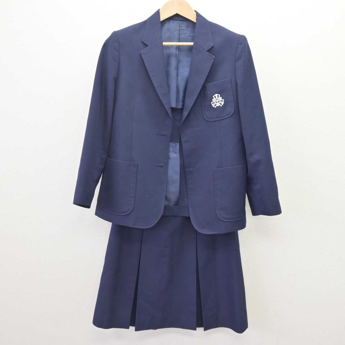 【中古】北海道 北見市立北中学校 女子制服 2点 (ブレザー・スカート) sf069449 | 中古制服通販パレイド