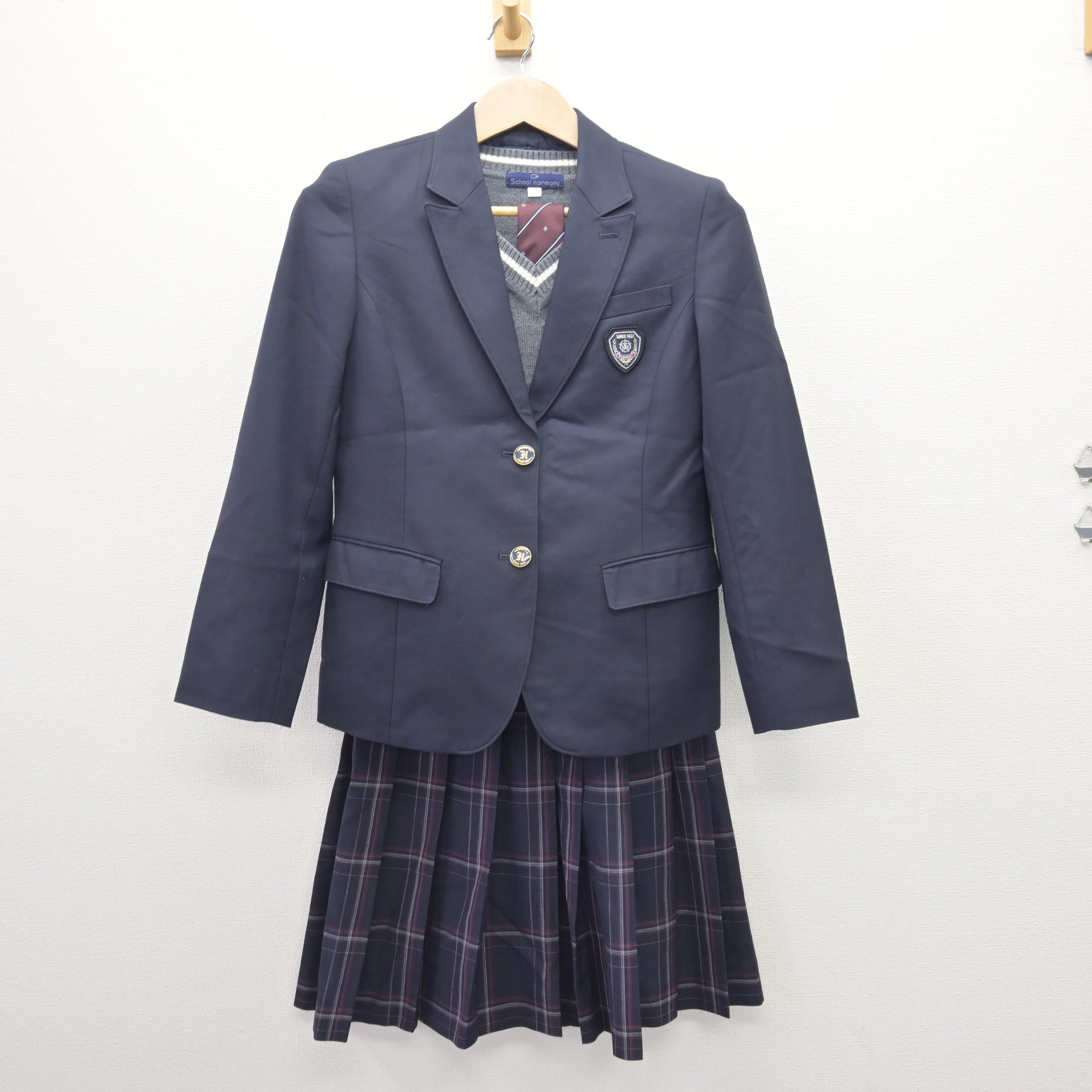 【中古】大阪府 大阪府立東高等学校 女子制服 4点 (ブレザー・ニット・スカート) sf110044 | 中古制服通販パレイド