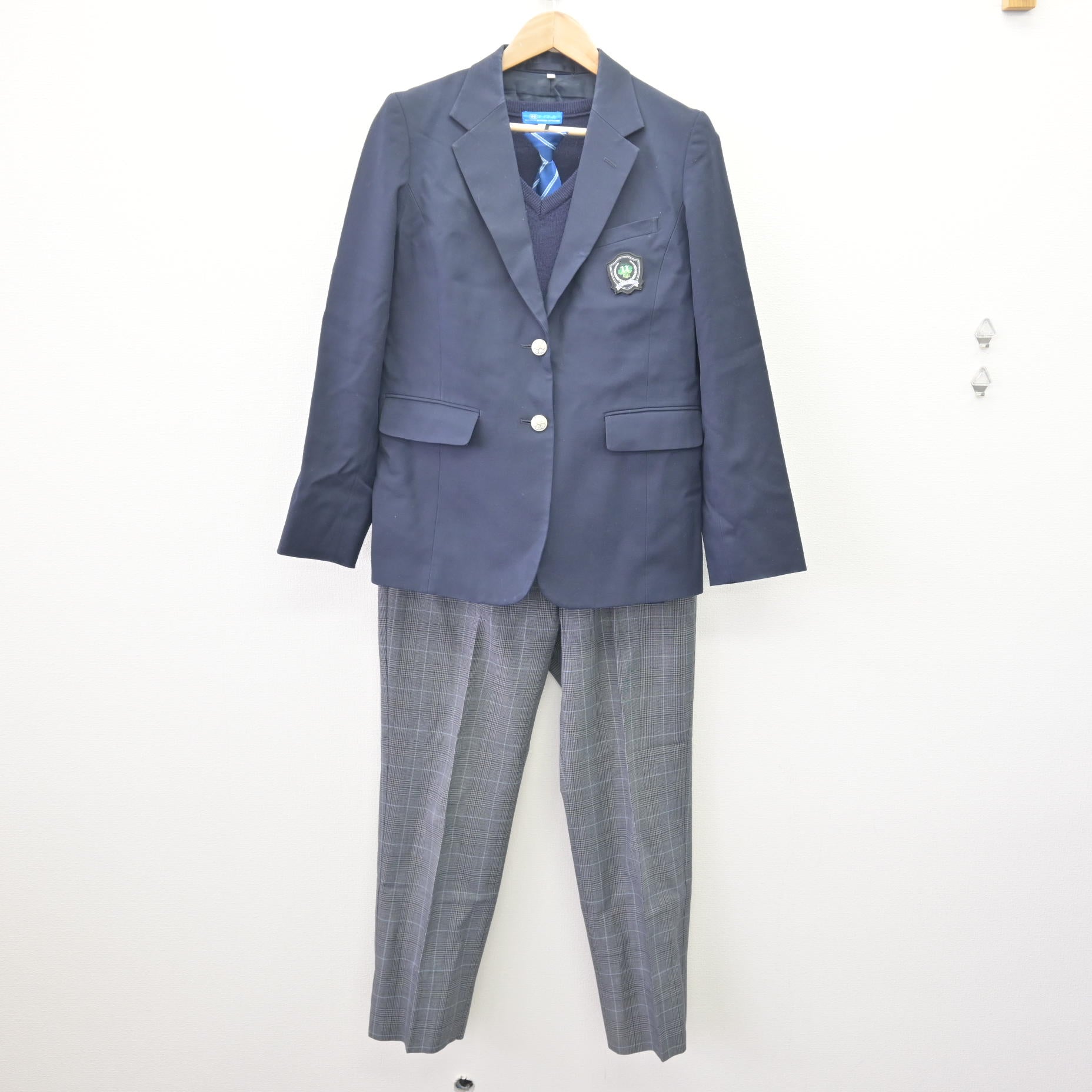 【中古】兵庫県 上ヶ原中学校 女子制服 4点 (ブレザー・ニット・ズボン) sf110635 | 中古制服通販パレイド