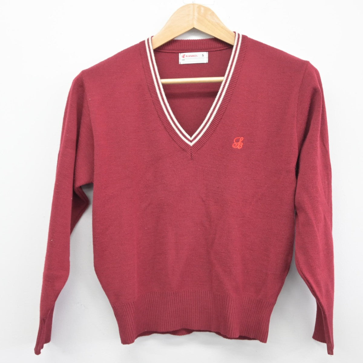 【中古】愛媛県 済美高等学校 女子制服 2点（ニット）sf036121 | 中古制服通販パレイド